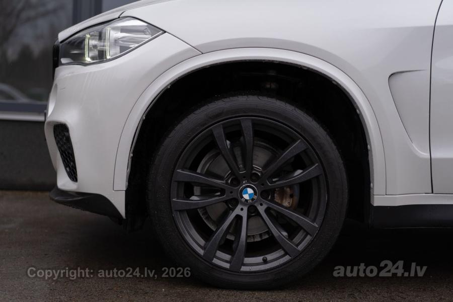 Balts BMW X5 2014 Tallina, ar dzinēja tilpumu 3.00 L un nobraukumu 220 tūkst. km par 20900 €, foto 6 vietnē AUTOMOTO.COM.LV