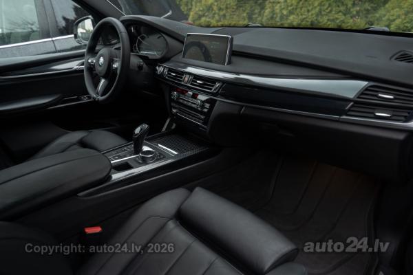 Balts BMW X5 2014 Tallina, ar dzinēja tilpumu 3.00 L un nobraukumu 220 tūkst. km par 20900 €, foto 9 vietnē AUTOMOTO.COM.LV