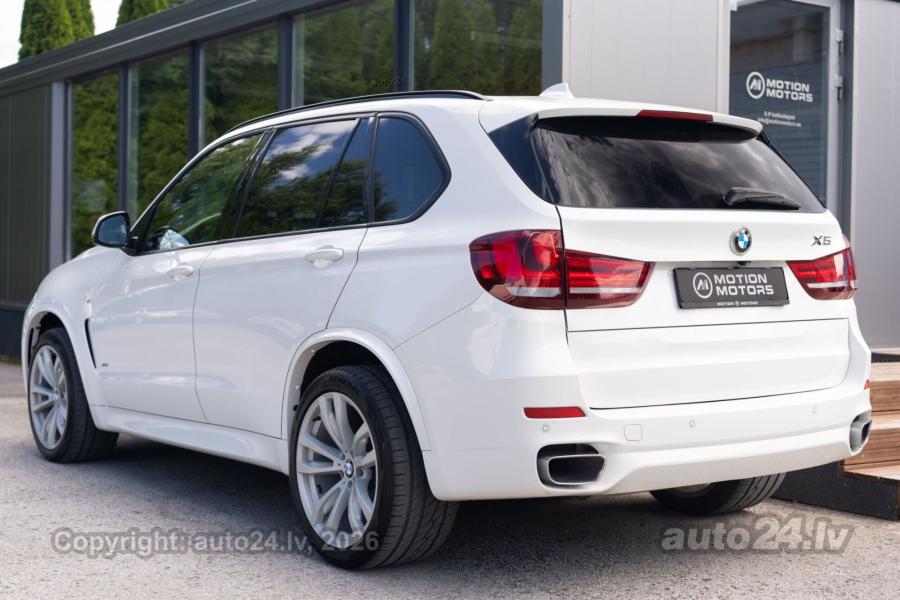 Balts BMW X5 2014 Tallina, ar dzinēja tilpumu 3.00 L un nobraukumu 167 tūkst. km par 21990 €, foto 3 vietnē AUTOMOTO.COM.LV