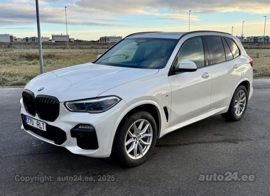 Balts BMW X5 2018 Tallina, ar dzinēja tilpumu 3.00 L un nobraukumu 148 tūkst. km par 37900 €, foto 4 vietnē AUTOMOTO.COM.LV