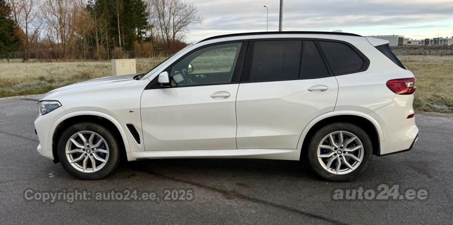 Balts BMW X5 2018 Tallina, ar dzinēja tilpumu 3.00 L un nobraukumu 148 tūkst. km par 37900 €, foto 6 vietnē AUTOMOTO.COM.LV
