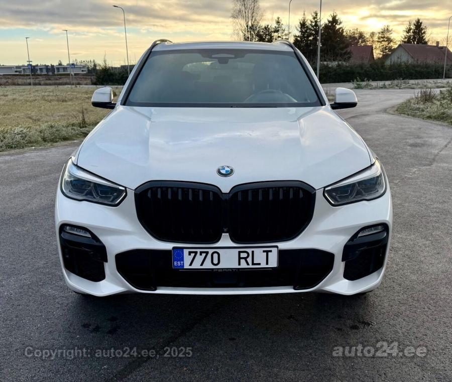 Balts BMW X5 2018 Tallina, ar dzinēja tilpumu 3.00 L un nobraukumu 148 tūkst. km par 37900 €, foto 7 vietnē AUTOMOTO.COM.LV
