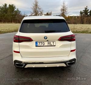 Balts BMW X5 2018 Tallina, ar dzinēja tilpumu 3.00 L un nobraukumu 148 tūkst. km par 37900 €, foto 8 vietnē AUTOMOTO.COM.LV