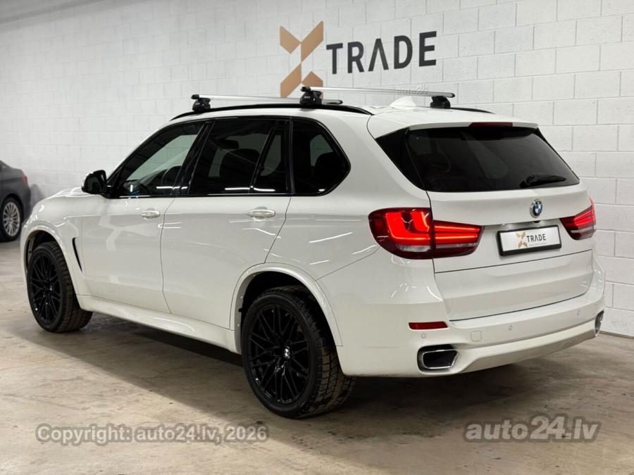 White BMW X5 2018 in Parnu, with an engine capacity of 3.00 L and mileage of 88 thousand km for 36790 €, photo 6 on AUTOMOTO.COM.LV