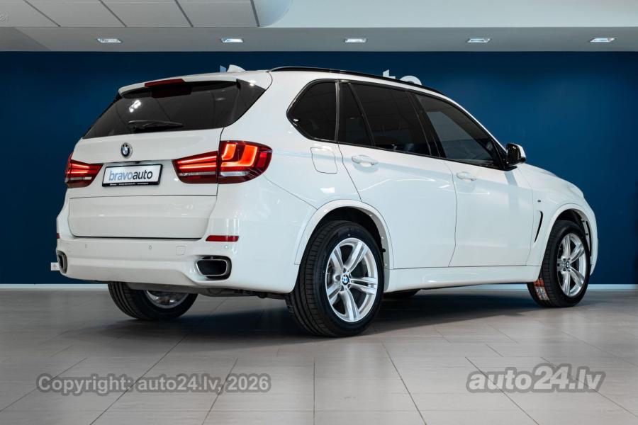 White BMW X5 2018 in Tallinn, with an engine capacity of 3.00 L and mileage of 154 thousand km for 31900 €, photo 3 on AUTOMOTO.COM.LV