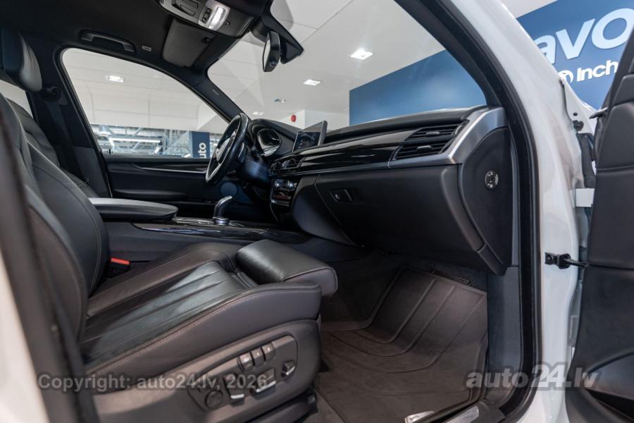White BMW X5 2018 in Tallinn, with an engine capacity of 3.00 L and mileage of 154 thousand km for 31900 €, photo 13 on AUTOMOTO.COM.LV