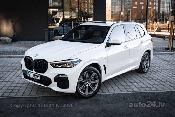 Balts BMW X5 2019 Tallina, ar dzinēja tilpumu 3.00 L un nobraukumu 198 tūkst. km par 38900 €, foto 1 vietnē AUTOMOTO.COM.LV