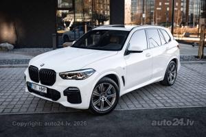 Balts BMW X5 2019 Tallina, ar dzinēja tilpumu 3.00 L un nobraukumu 198 tūkst. km par 38900 €, foto  vietnē AUTOMOTO.COM.LV