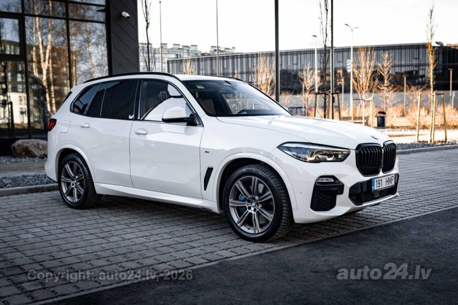 Balts BMW X5 2019 Tallina, ar dzinēja tilpumu 3.00 L un nobraukumu 198 tūkst. km par 38900 €, foto 3 vietnē AUTOMOTO.COM.LV