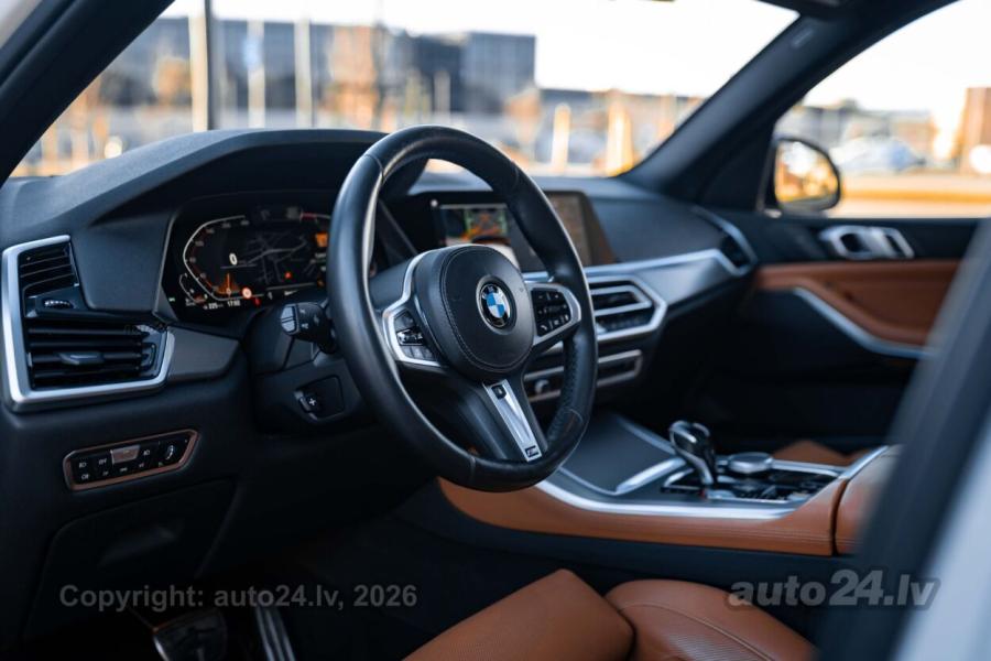 Balts BMW X5 2019 Tallina, ar dzinēja tilpumu 3.00 L un nobraukumu 198 tūkst. km par 38900 €, foto 17 vietnē AUTOMOTO.COM.LV