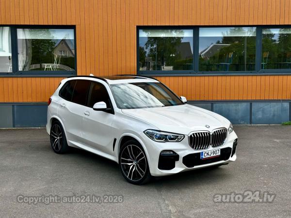 White BMW X5 2020 in Tallinn, with an engine capacity of 0.00 L and mileage of 157 thousand km for 42000 €, photo 3 on AUTOMOTO.COM.LV