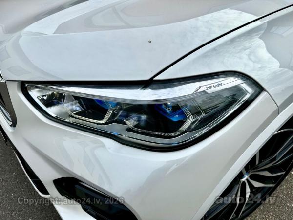 White BMW X5 2020 in Tallinn, with an engine capacity of 0.00 L and mileage of 157 thousand km for 42000 €, photo 9 on AUTOMOTO.COM.LV
