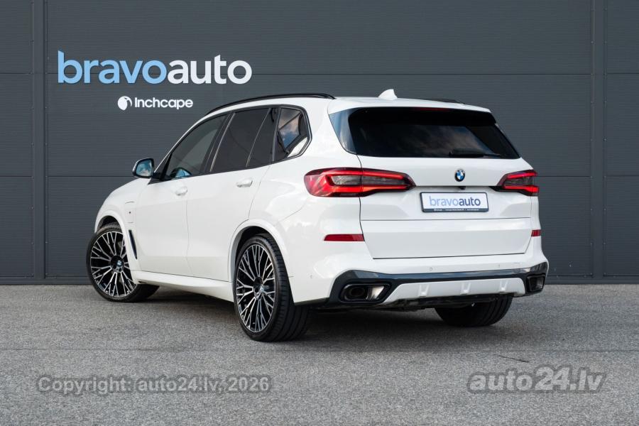 Balts BMW X5 2020 Tartu, ar dzinēja tilpumu 3.00 L un nobraukumu 96 tūkst. km par 48900 €, foto 7 vietnē AUTOMOTO.COM.LV