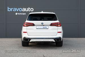 Balts BMW X5 2020 Tartu, ar dzinēja tilpumu 3.00 L un nobraukumu 96 tūkst. km par 48900 €, foto 8 vietnē AUTOMOTO.COM.LV