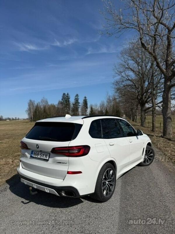 White BMW X5 2022 in Tallinn, with an engine capacity of 0.00 L and mileage of 126 thousand km for 55000 €, photo 3 on AUTOMOTO.COM.LV