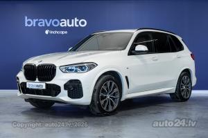 White BMW X5 2022 in Tallinn, with an engine capacity of 3.00 L and mileage of 62 thousand km for 63900 €, photo  on AUTOMOTO.COM.LV