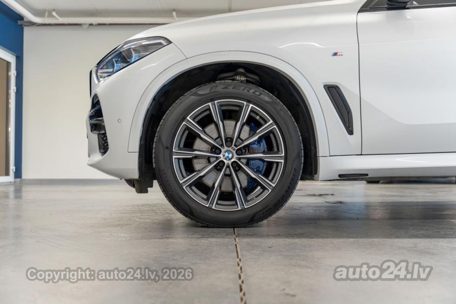 White BMW X5 2022 in Tallinn, with an engine capacity of 3.00 L and mileage of 62 thousand km for 63900 €, photo 22 on AUTOMOTO.COM.LV