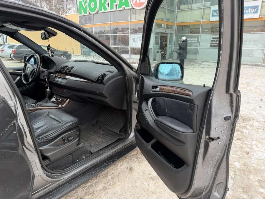 Dzeltens BMW X5 2005 Viļņa, ar dzinēja tilpumu 2.99 L un nobraukumu 358 tūkst. km par 3600 €, foto 16 vietnē AUTOMOTO.COM.LV