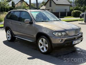 Yellow BMW X5 2005 in Riga, with an engine capacity of 4.40 L and mileage of 310 thousand km for 3700 €, photo 4 on AUTOMOTO.COM.LV