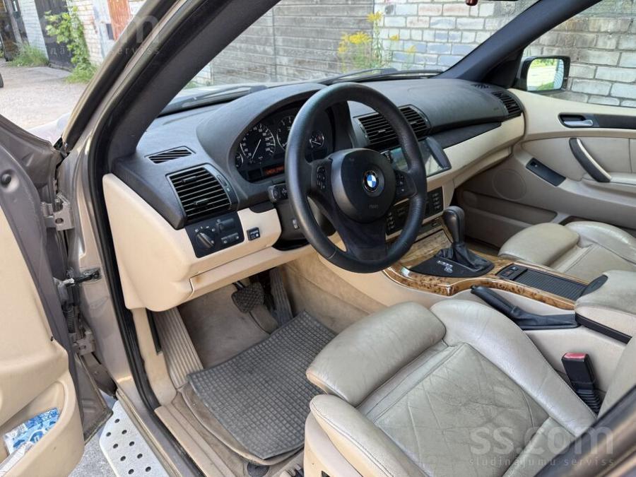 Yellow BMW X5 2005 in Riga, with an engine capacity of 4.40 L and mileage of 310 thousand km for 3700 €, photo 11 on AUTOMOTO.COM.LV