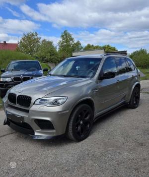 Yellow BMW X5 2007 in Silute, with an engine capacity of 4.80 L and mileage of 340 thousand km for 10400 €, photo 3 on AUTOMOTO.COM.LV