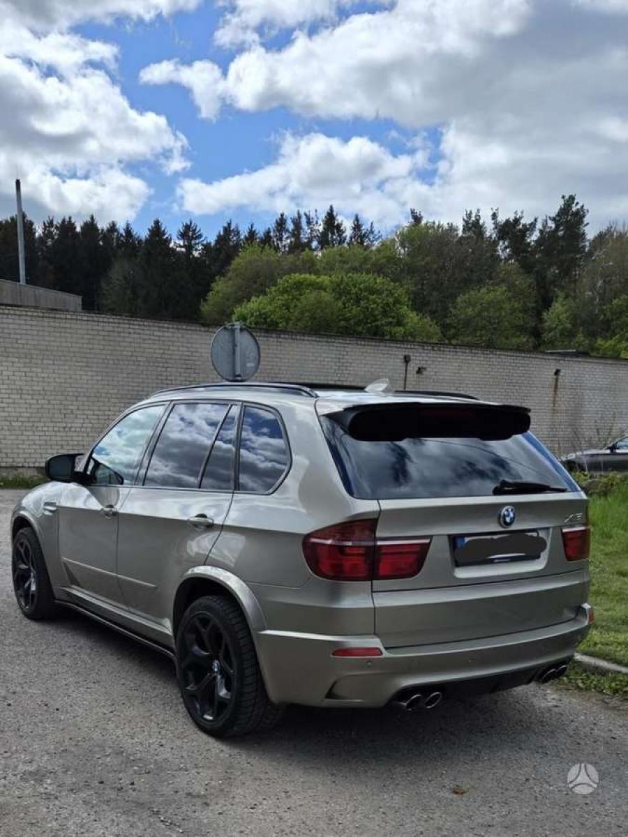 Yellow BMW X5 2007 in Silute, with an engine capacity of 4.80 L and mileage of 340 thousand km for 10400 €, photo 7 on AUTOMOTO.COM.LV