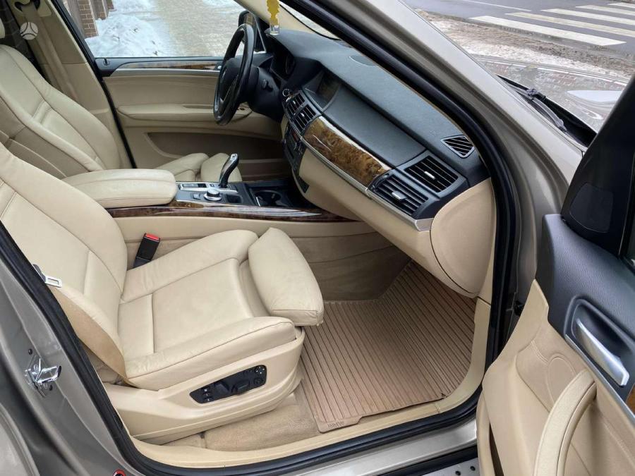 Dzeltens BMW X5 2007 Marijampole, ar dzinēja tilpumu 2.99 L un nobraukumu 243 tūkst. km par 9350 €, foto 29 vietnē AUTOMOTO.COM.LV