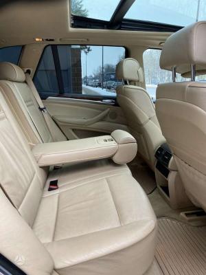 Dzeltens BMW X5 2007 Marijampole, ar dzinēja tilpumu 2.99 L un nobraukumu 243 tūkst. km par 9350 €, foto 32 vietnē AUTOMOTO.COM.LV