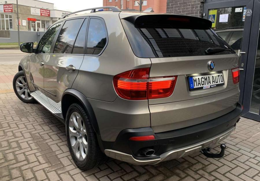 Yellow BMW X5 2007 in Marijampole, with an engine capacity of 2.99 L and mileage of 243 thousand km for 8950 €, photo 5 on AUTOMOTO.COM.LV