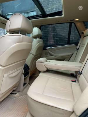 Yellow BMW X5 2007 in Marijampole, with an engine capacity of 2.99 L and mileage of 243 thousand km for 8950 €, photo 32 on AUTOMOTO.COM.LV
