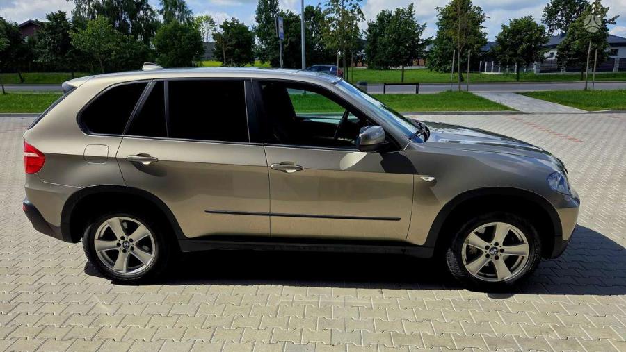 Dzeltens BMW X5 2007 Šauļi, ar dzinēja tilpumu 2.99 L un nobraukumu 338 tūkst. km par 6500 €, foto 6 vietnē AUTOMOTO.COM.LV