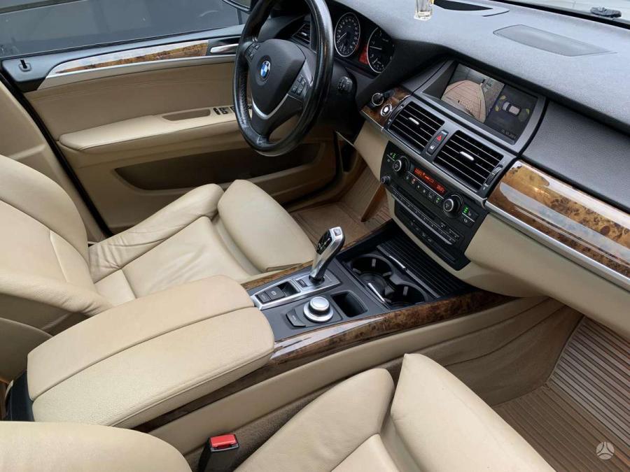 Dzeltens BMW X5 2007 Marijampole, ar dzinēja tilpumu 2.99 L un nobraukumu 243 tūkst. km par 8750 €, foto 28 vietnē AUTOMOTO.COM.LV