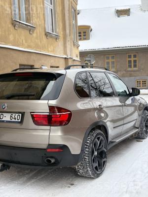 Yellow BMW X5 2008 in Kuldiga, with an engine capacity of 3.00 L and mileage of 0 thousand km for 9850 €, photo 2 on AUTOMOTO.COM.LV
