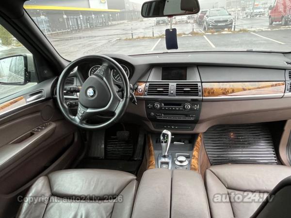 Dzeltens BMW X5 2008 Tartu, ar dzinēja tilpumu 3.00 L un nobraukumu 283 tūkst. km par 7999 €, foto 6 vietnē AUTOMOTO.COM.LV