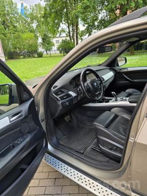 Dzeltens BMW X5 2008 Jelgava, ar dzinēja tilpumu 3.00 L un nobraukumu 297 tūkst. km par 6990 €, foto 9 vietnē AUTOMOTO.COM.LV