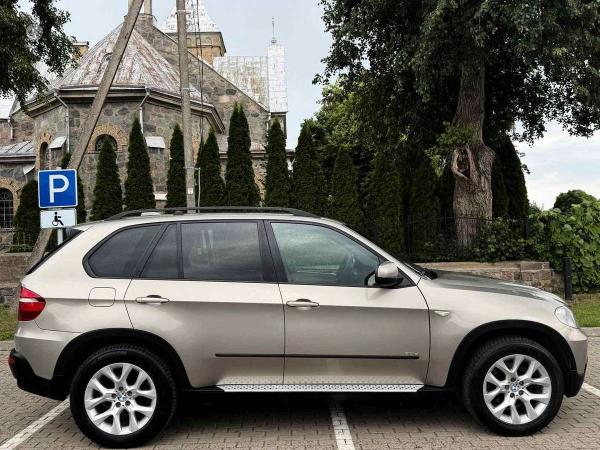 Dzeltens BMW X5 2008 Viļņa, ar dzinēja tilpumu 3.00 L un nobraukumu 394 tūkst. km par 4850 €, foto 6 vietnē AUTOMOTO.COM.LV