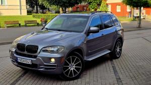 Dzeltens BMW X5 2009 Šauļi, ar dzinēja tilpumu 4.80 L un nobraukumu 369 tūkst. km par 6000 €, foto  vietnē AUTOMOTO.COM.LV