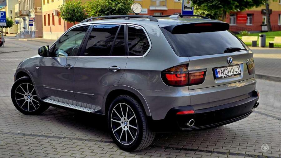 Dzeltens BMW X5 2009 Šauļi, ar dzinēja tilpumu 4.80 L un nobraukumu 369 tūkst. km par 6000 €, foto 2 vietnē AUTOMOTO.COM.LV