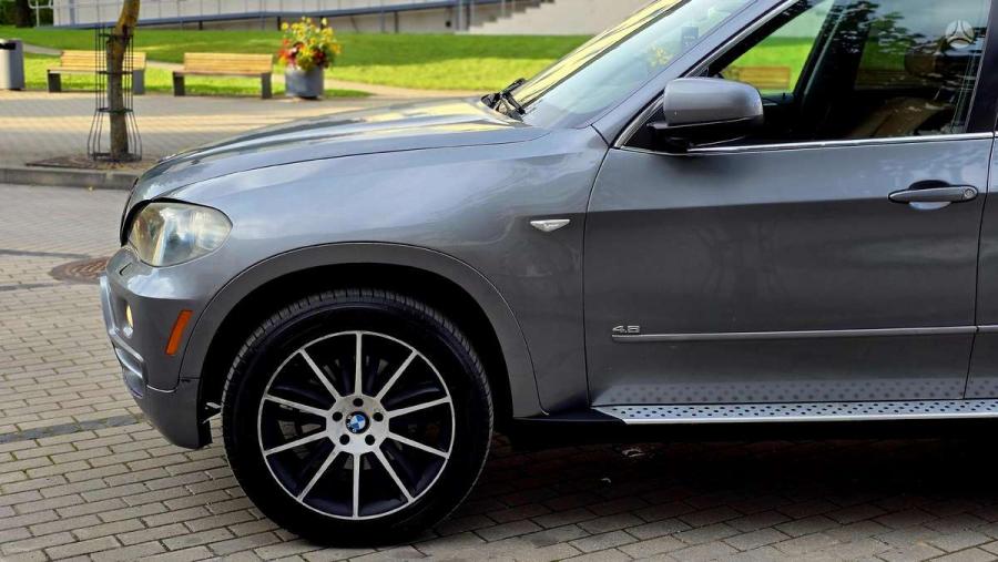 Dzeltens BMW X5 2009 Šauļi, ar dzinēja tilpumu 4.80 L un nobraukumu 369 tūkst. km par 6000 €, foto 6 vietnē AUTOMOTO.COM.LV
