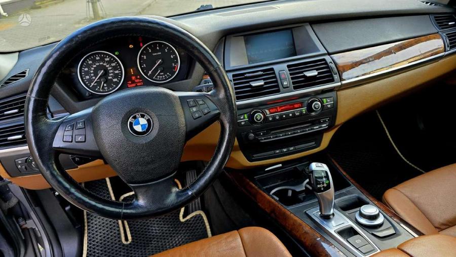 Dzeltens BMW X5 2009 Šauļi, ar dzinēja tilpumu 4.80 L un nobraukumu 369 tūkst. km par 6000 €, foto 29 vietnē AUTOMOTO.COM.LV