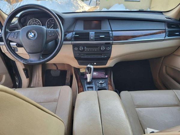 Dzeltens BMW X5 2011 Plungė, ar dzinēja tilpumu 3.50 L un nobraukumu 296 tūkst. km par 5900 €, foto 7 vietnē AUTOMOTO.COM.LV