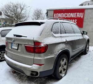 Dzeltens BMW X5 2011 Viļņa, ar dzinēja tilpumu 2.98 L un nobraukumu 290 tūkst. km par 4500 €, foto 4 vietnē AUTOMOTO.COM.LV