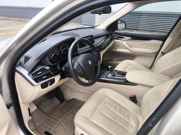 Yellow BMW X5 2014 in Siauliai, with an engine capacity of 2.98 L and mileage of 296 thousand km for 9800 €, photo 8 on AUTOMOTO.COM.LV