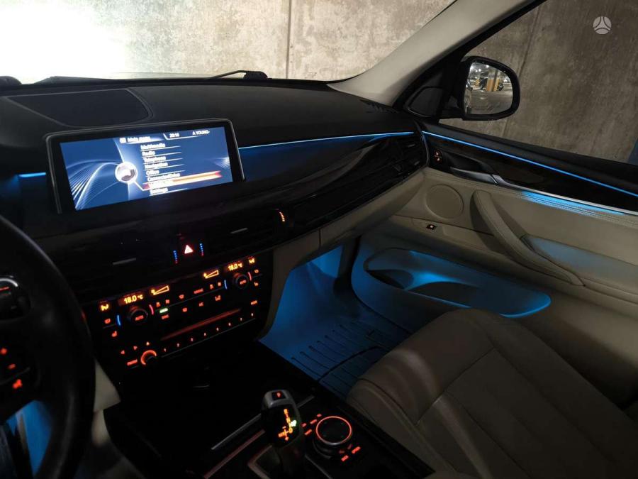 Dzeltens BMW X5 2014 Šauļi, ar dzinēja tilpumu 2.98 L un nobraukumu 296 tūkst. km par 9900 €, foto 17 vietnē AUTOMOTO.COM.LV