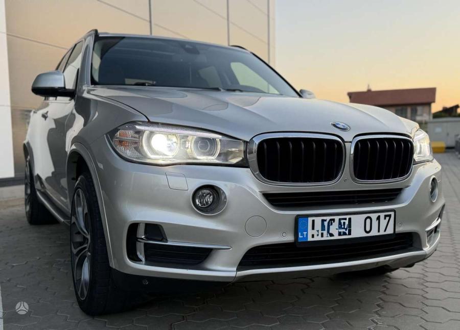 Yellow BMW X5 2014 in Vilnius, with an engine capacity of 2.99 L and mileage of 173 thousand km for 21200 €, photo 5 on AUTOMOTO.COM.LV