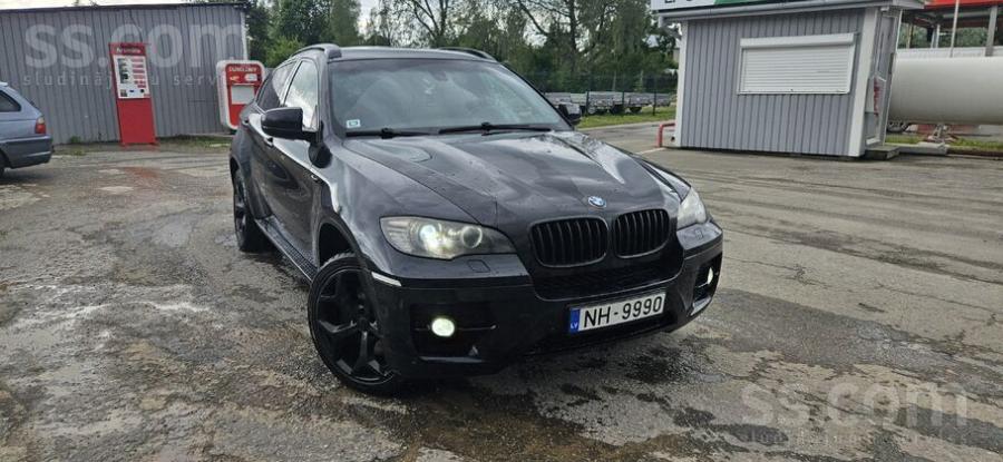 Black BMW X6 2008 in Cesis, with an engine capacity of 3.00 L and mileage of 444 thousand km for 25000 €, photo 1 on AUTOMOTO.COM.LV