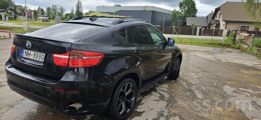 Black BMW X6 2008 in Cesis, with an engine capacity of 3.00 L and mileage of 444 thousand km for 25000 €, photo 2 on AUTOMOTO.COM.LV