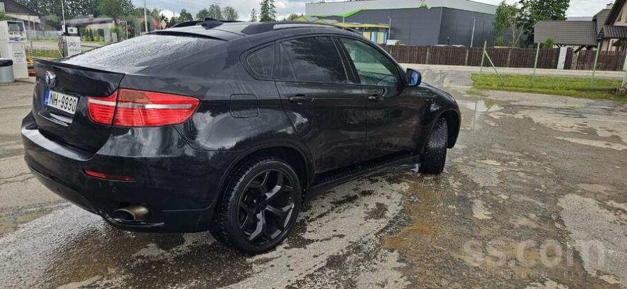 Black BMW X6 2008 in Cesis, with an engine capacity of 3.00 L and mileage of 444 thousand km for 25000 €, photo 21 on AUTOMOTO.COM.LV