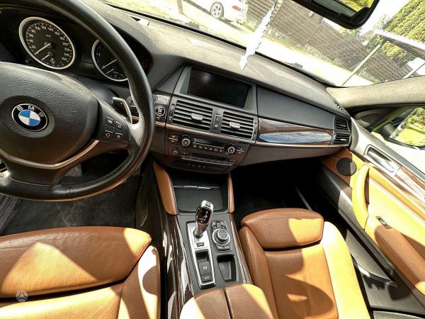 Melns BMW X6 2010 Utena, ar dzinēja tilpumu 2.99 L un nobraukumu 281 tūkst. km par 11999 €, foto 8 vietnē AUTOMOTO.COM.LV