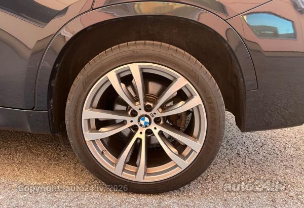 Black BMW X6 2018 in Tallinn, with an engine capacity of 3.00 L and mileage of 185 thousand km for 35000 €, photo 6 on AUTOMOTO.COM.LV